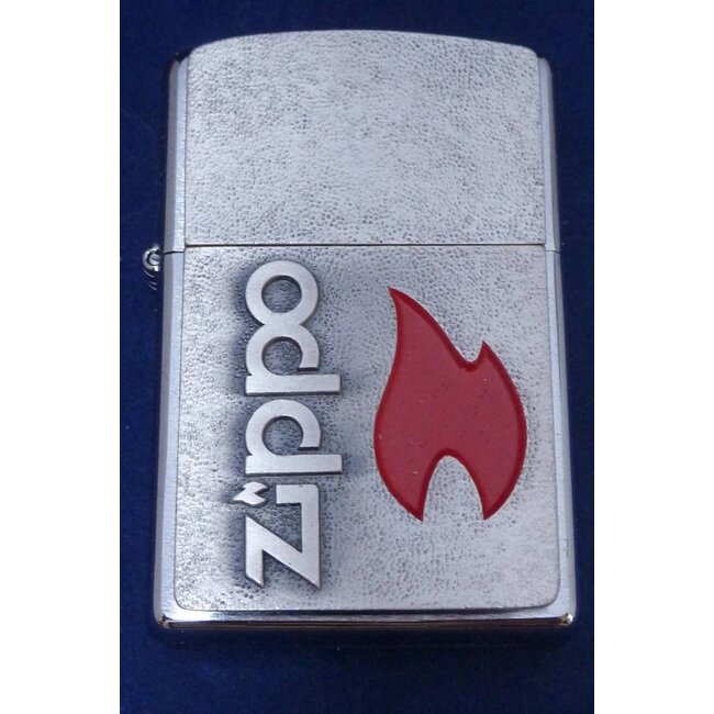 Lighter Zippo Red Flame Emblem - Haddocks Lightershop