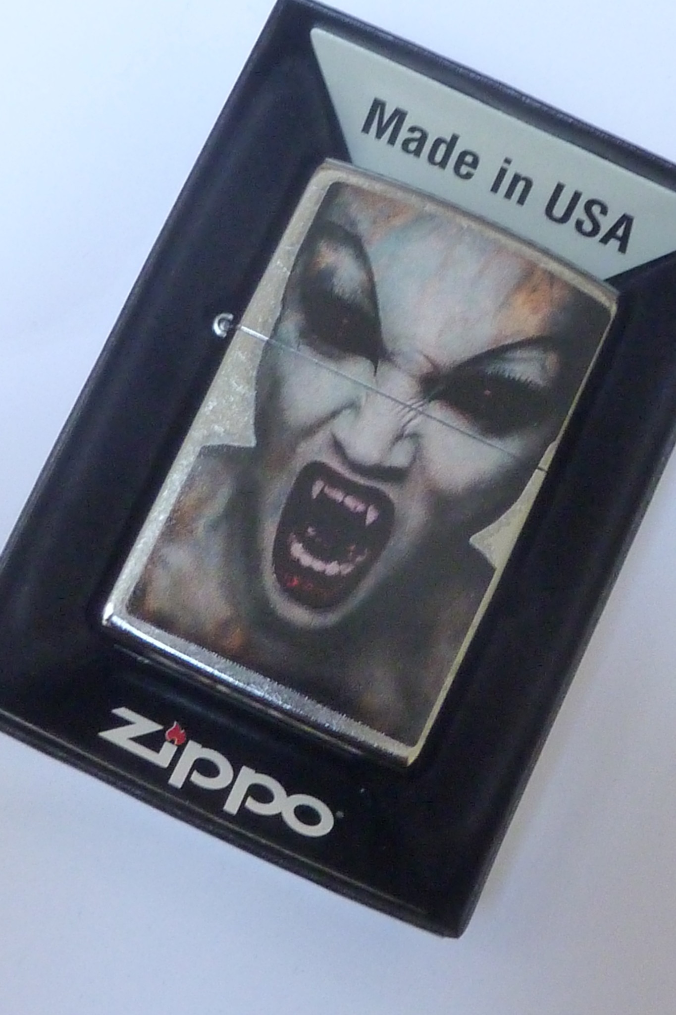 Lighter Zippo Screaming Vampire - Haddocks Lightershop