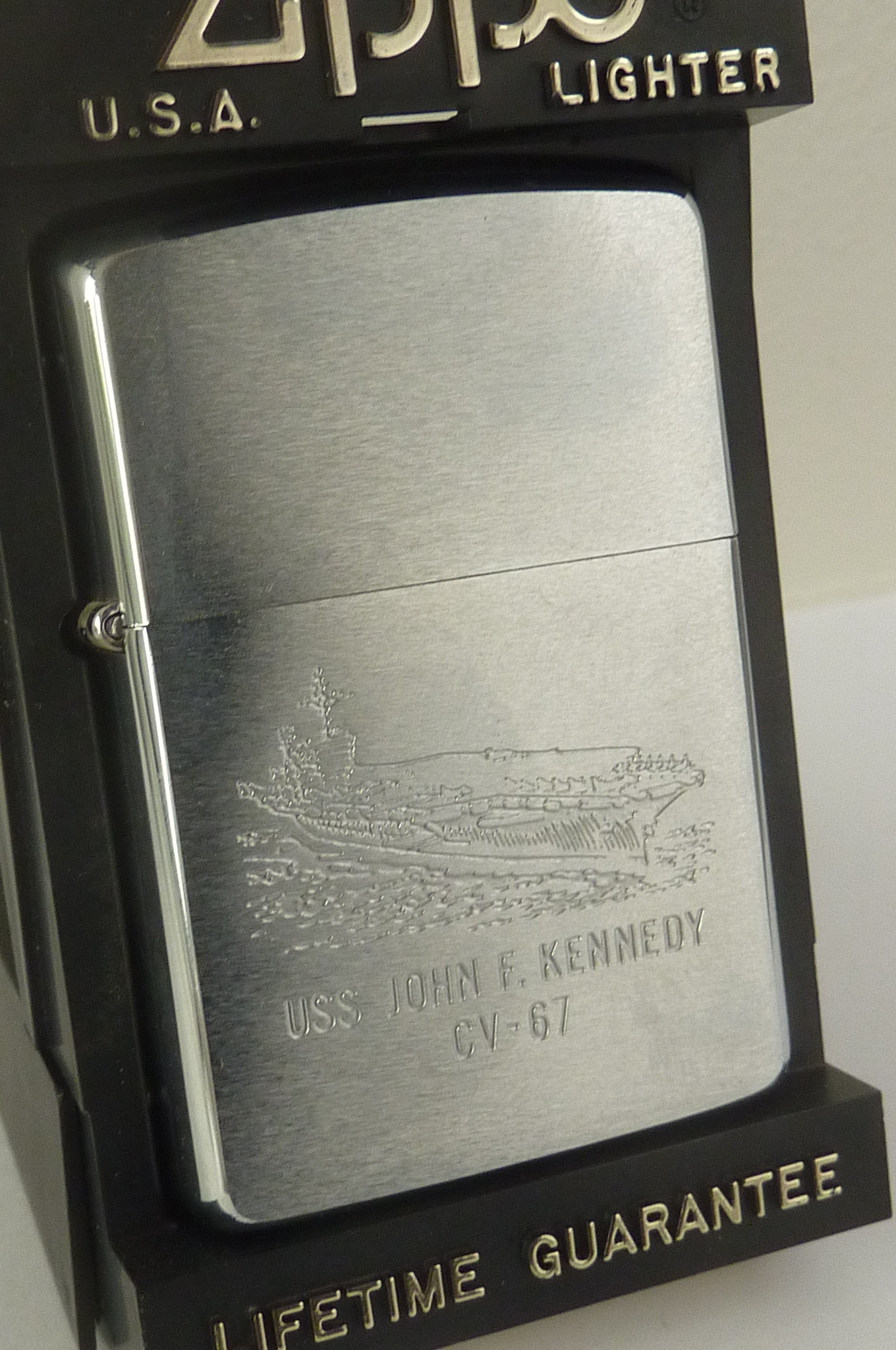 Lighter Zippo U.S.S. John F. Kennedy CV-67 (NOS) - Haddocks Lightershop