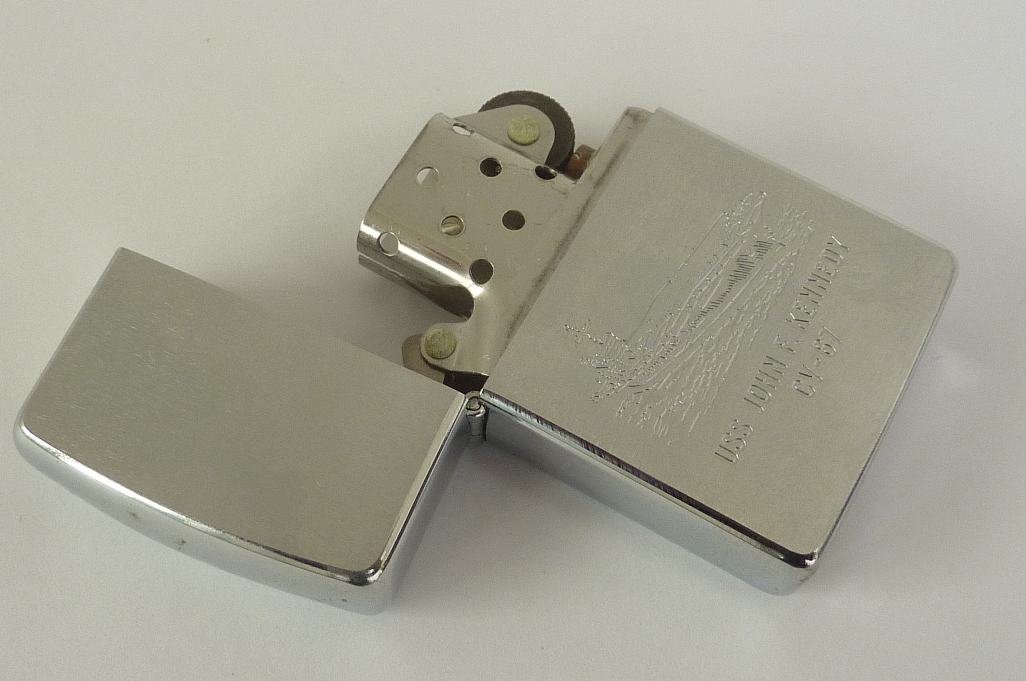Lighter Zippo U.S.S. John F. Kennedy CV-67 (NOS) - Haddocks Lightershop