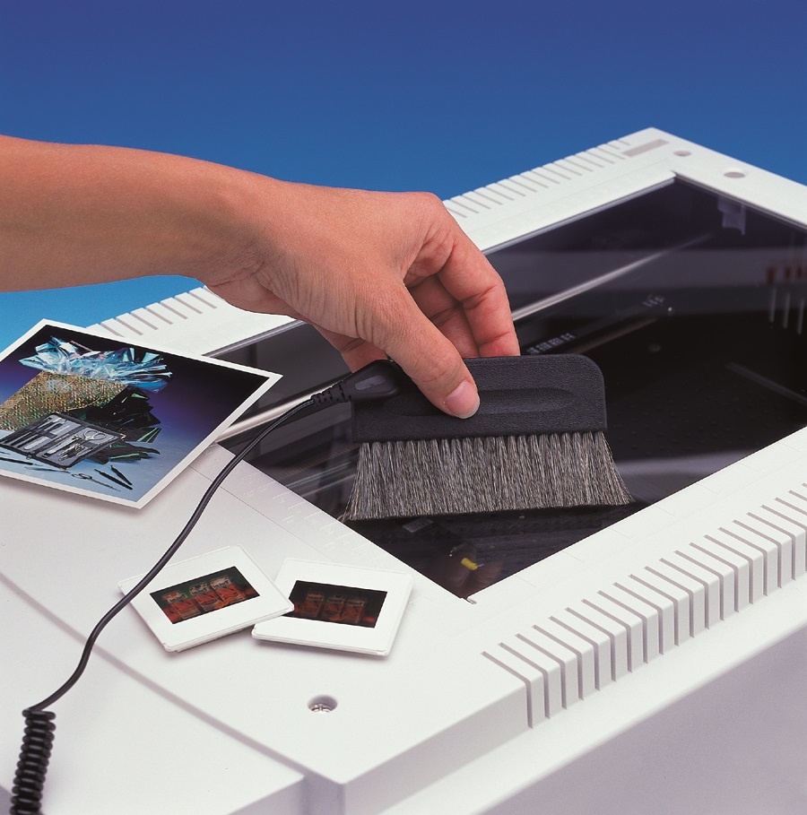 Antistatic brush SW-101 with ground wire - Kinetronics