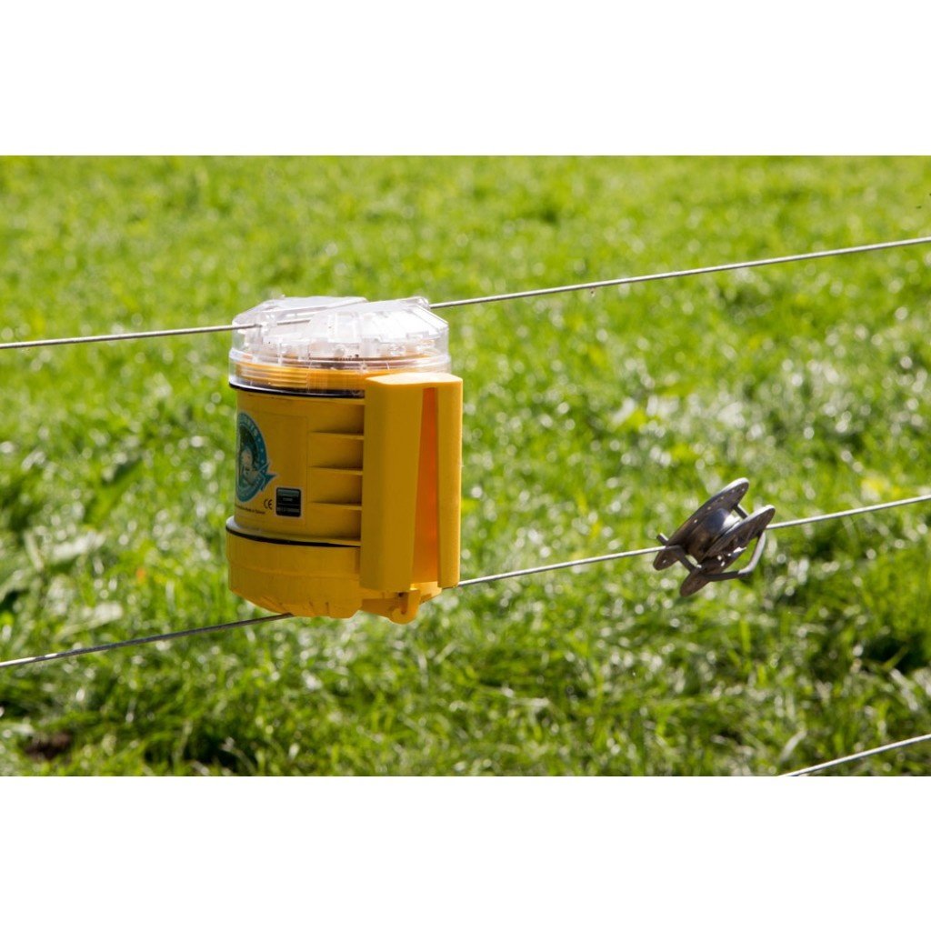 Foxlights - The best way to protect your endangered animals - Electric ...