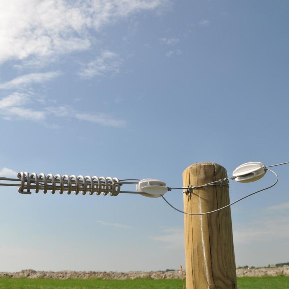 Gallagher Strain Insulator Reinforced - White - Electric Fence Online