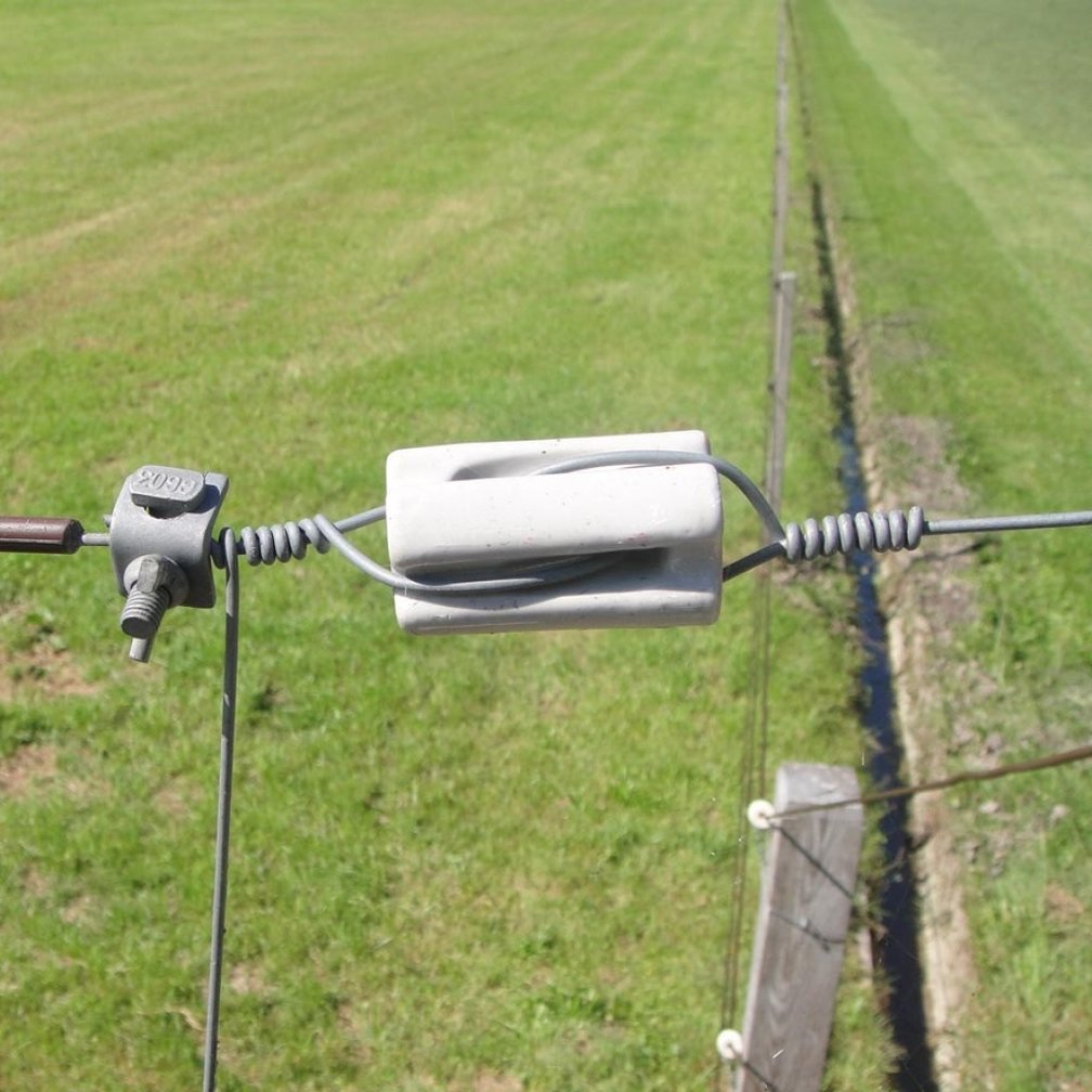 Gallagher Porcelain Strain Insulator - White - Electric Fence Online