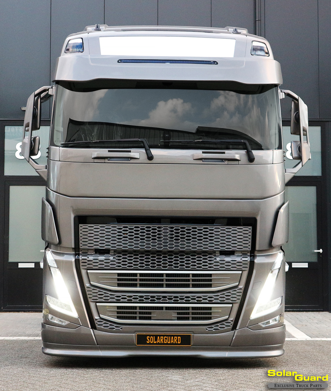Front Plate Volvo FH4/B - Solar Guard Exclusive Truck Parts