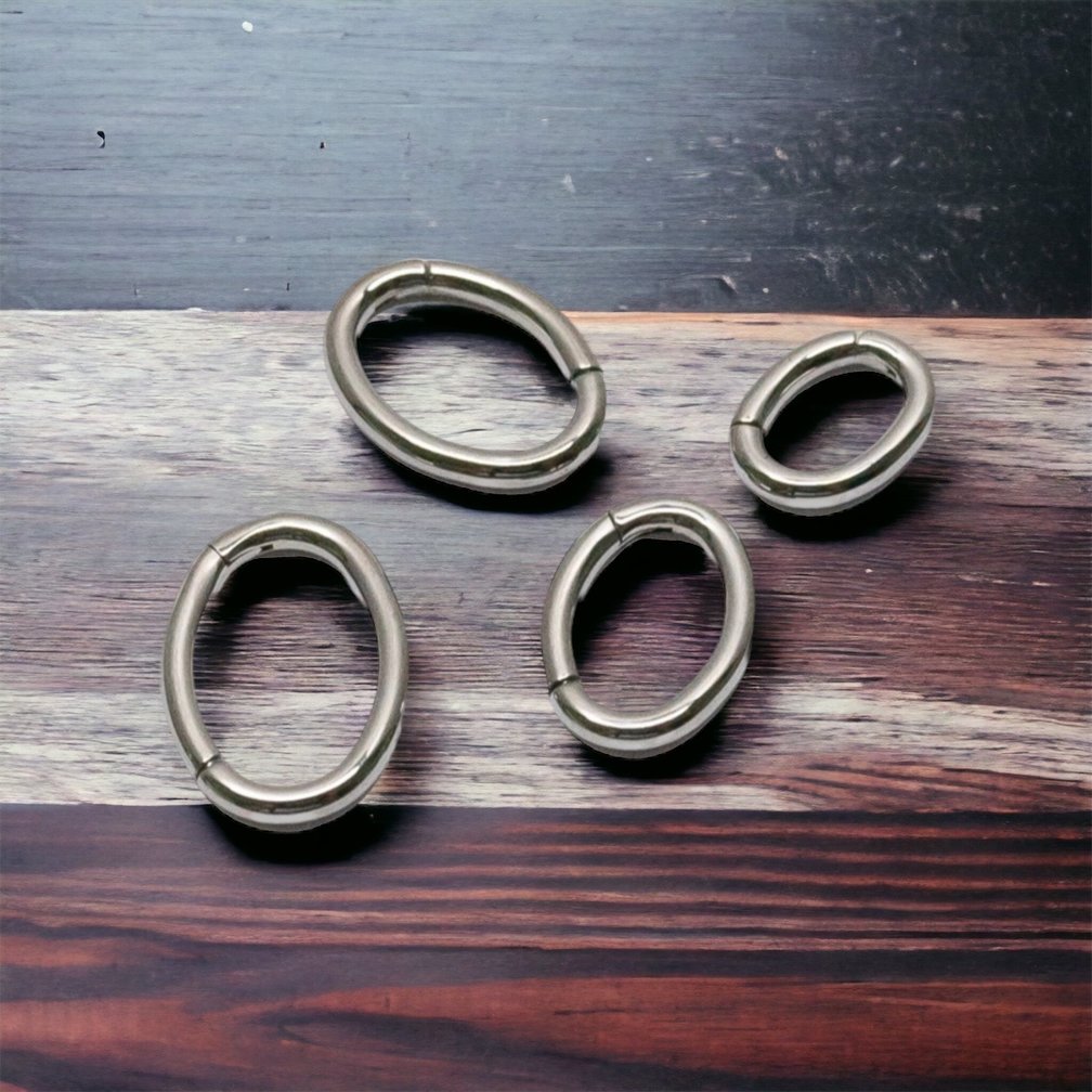 Titanium Seamless Click Ring Oval Piercings Works