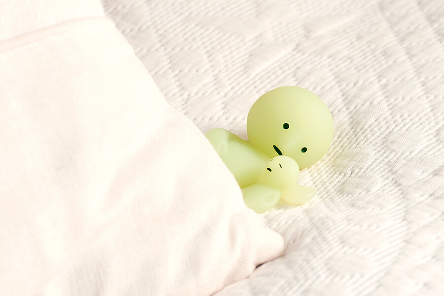 Smiski Glow in The Dark Bed Series - Axeswar Design