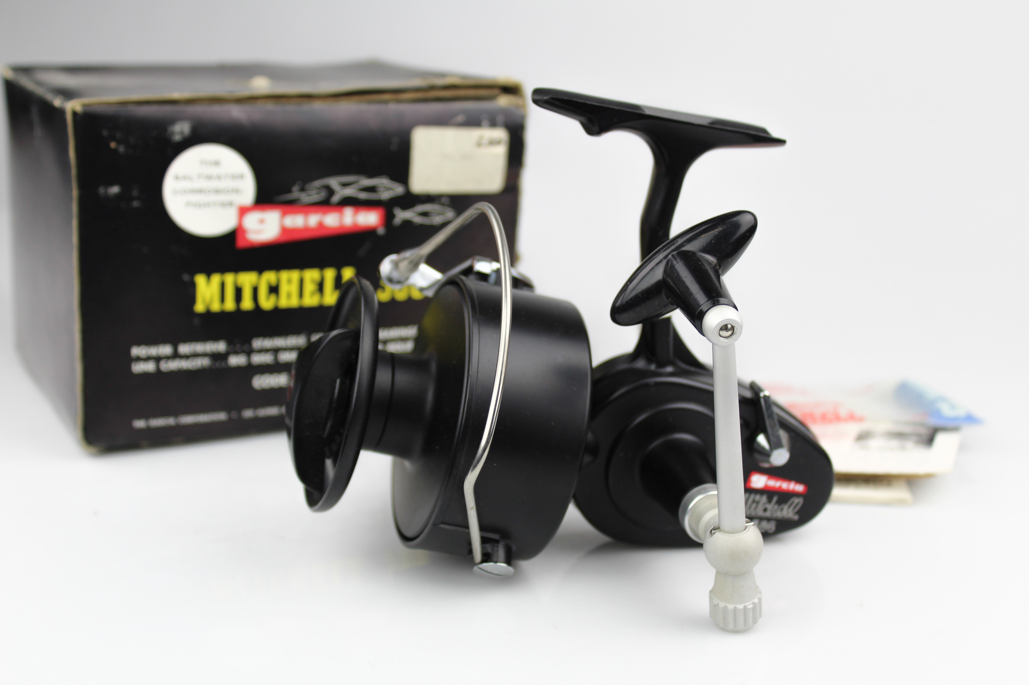 Garcia Mitchell 386 | F274109 | molen + doos + accesoires - CV Fishing