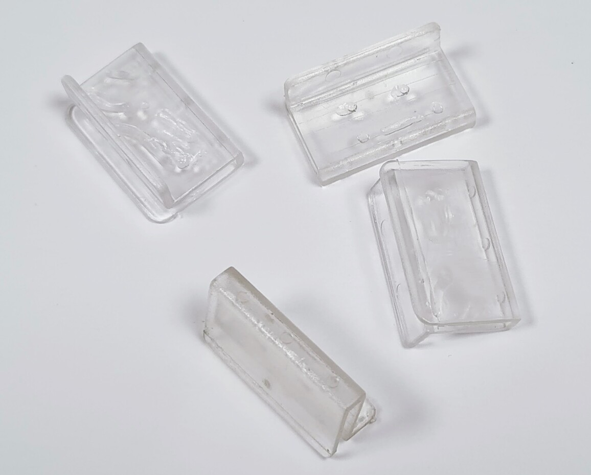 Plastic clamp for acrylic sheet Alphasun - Zondag Zonnevakmensen BV