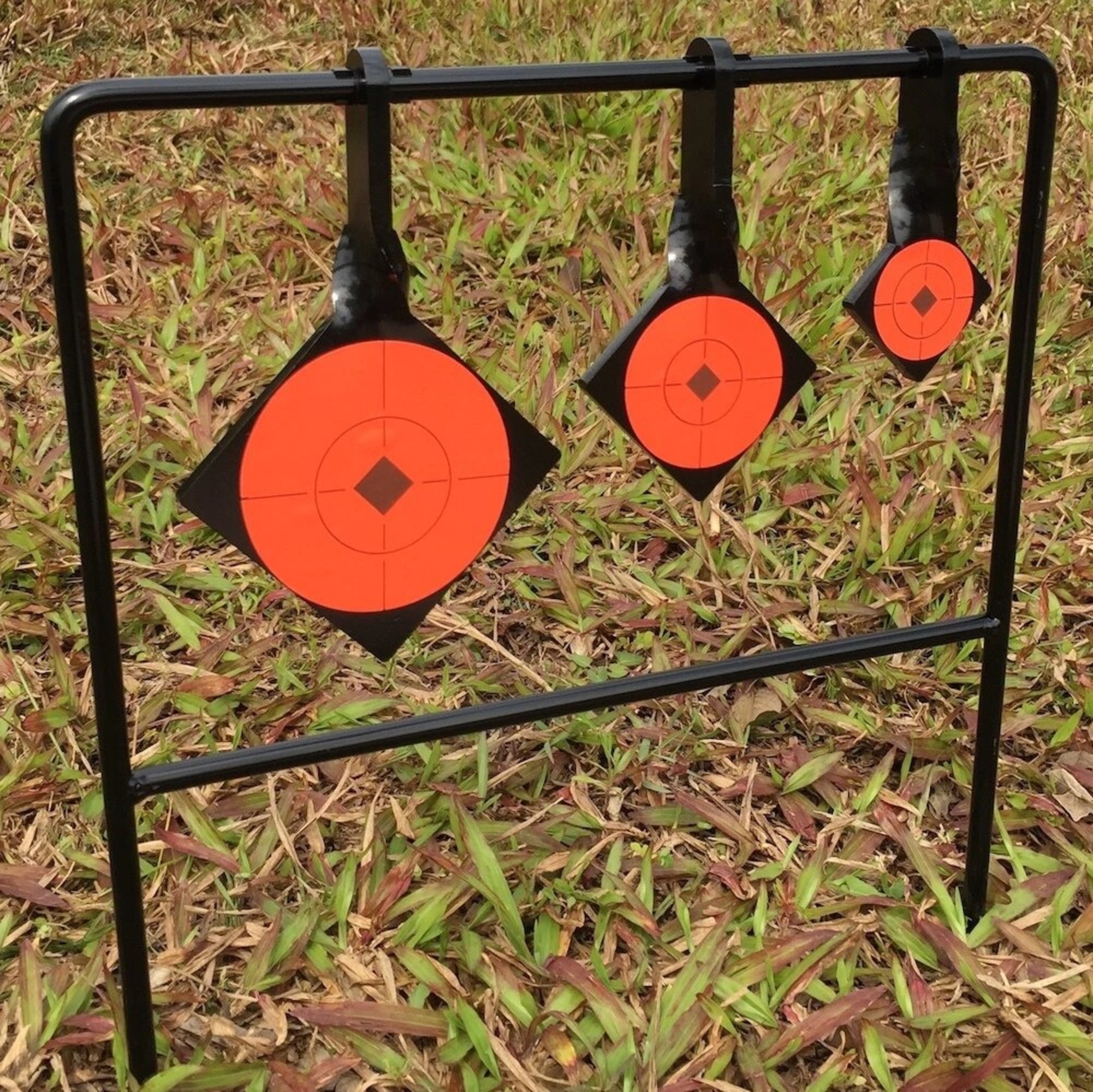 Shoot Target with 3 Diamond shape targets | SEM shooting sports