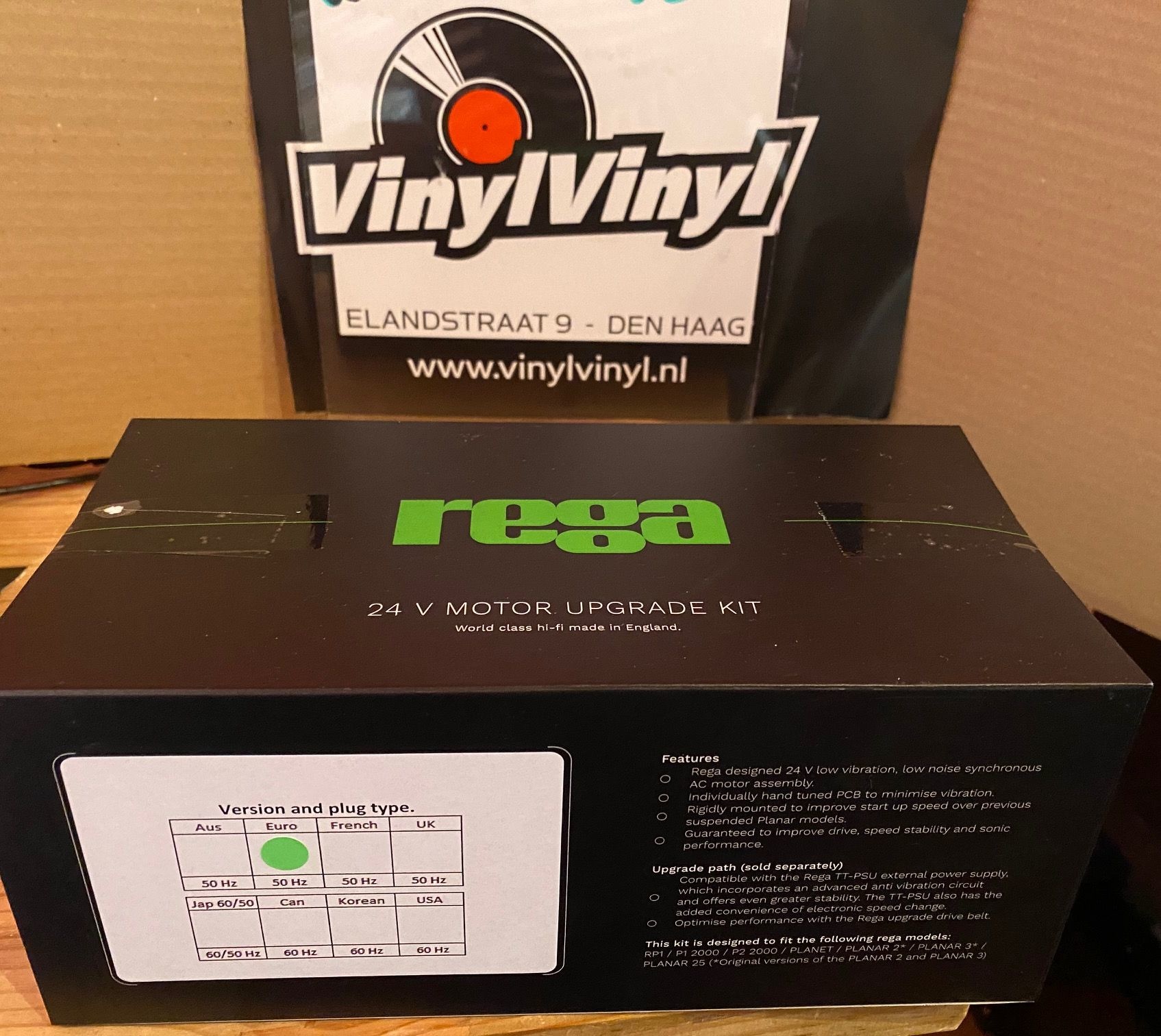 Rega 24V Motor Upgrade Kit - VinylVinyl