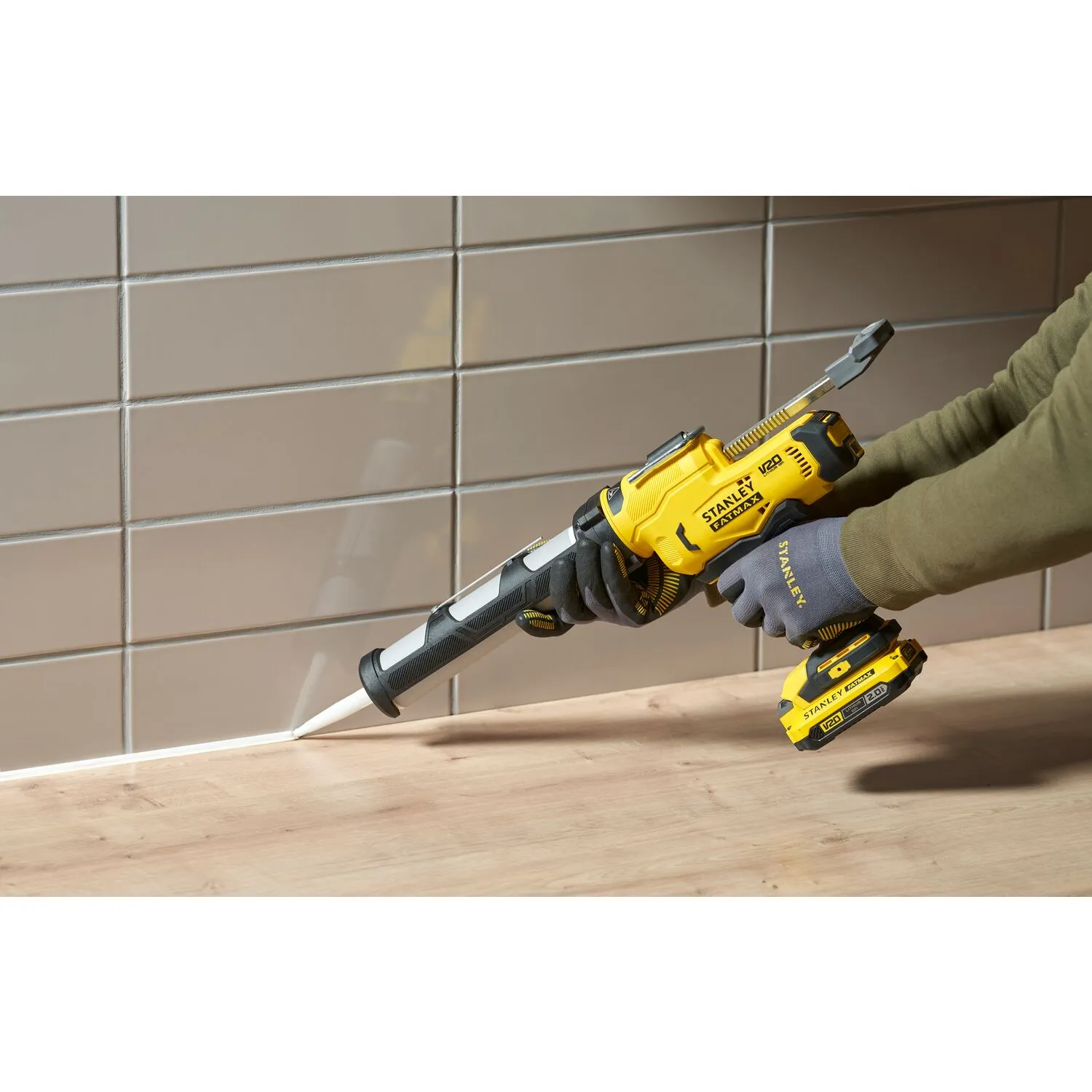 Stanley FATMAX Elektrische Kitspuit V20 18V - Kitxpert.nl