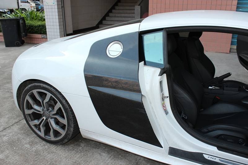 Carbon Audi R8 side panel - JHParts