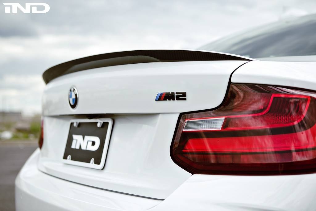 High-gloss black BMW M2 logo - JHParts