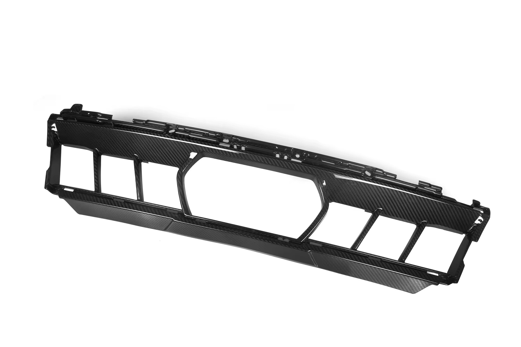 This concerns a BMW G05 X5 Facelift (LCI) Carbon lower front bumper ...