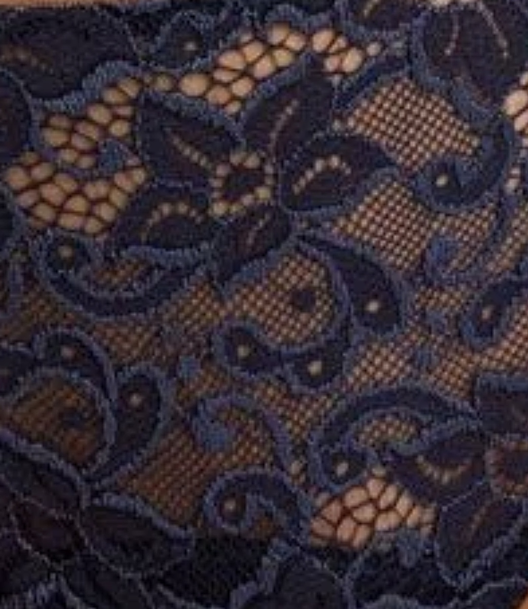 Hanro Lingerie Moments String Kant navy blue 071507 - Italian Design ...