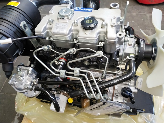 Perkins NEU Motor 403D-15 im AT / 403C-15 Motor - ATX Motorparts Shop