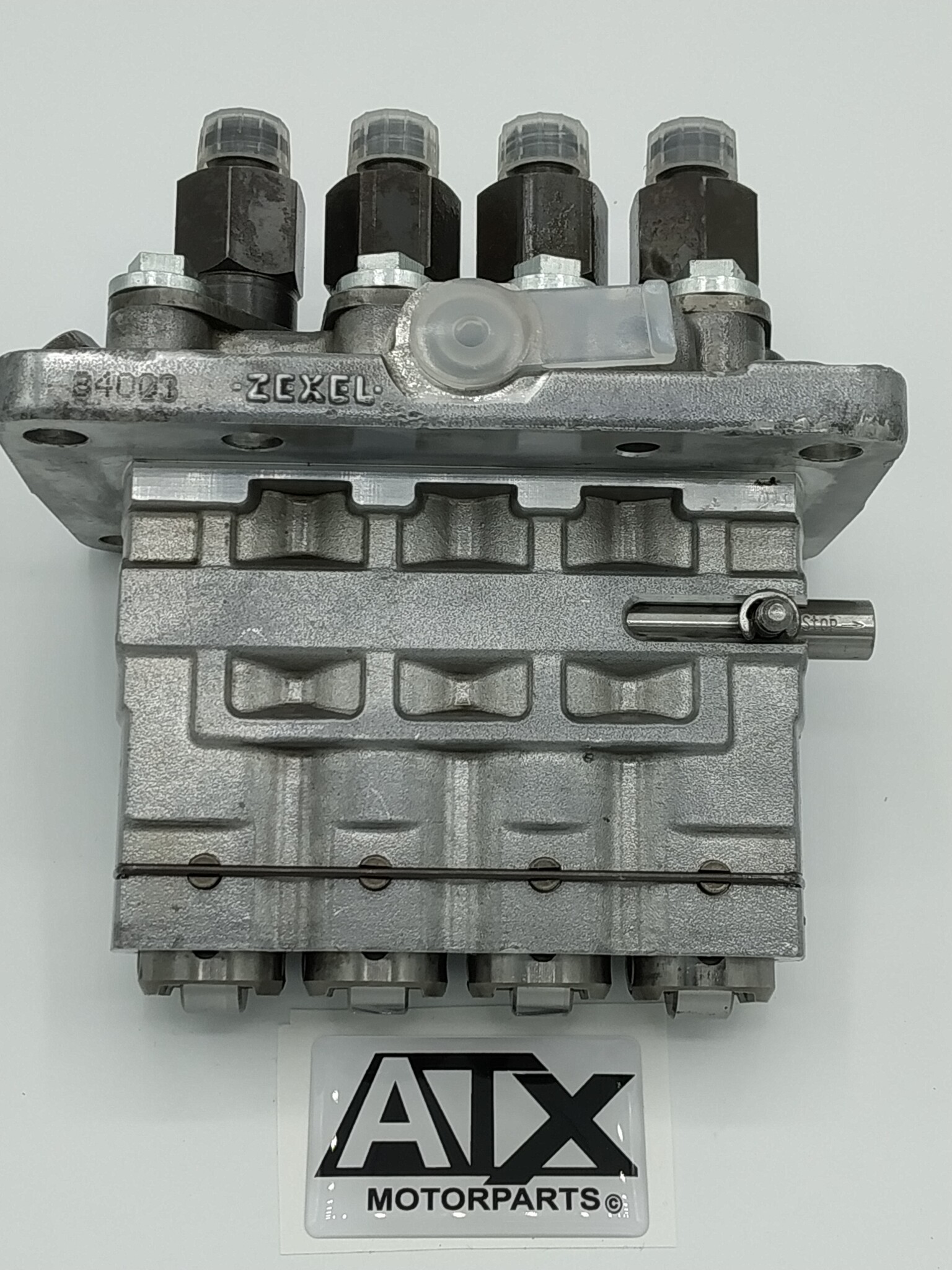 Einspritzpumpe im AT für Perkins 700er Serie 704-30 - ATX Motorparts Shop