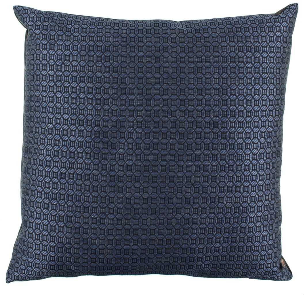 Claudi Kissen 'Friso' - Wilhelmina Designs