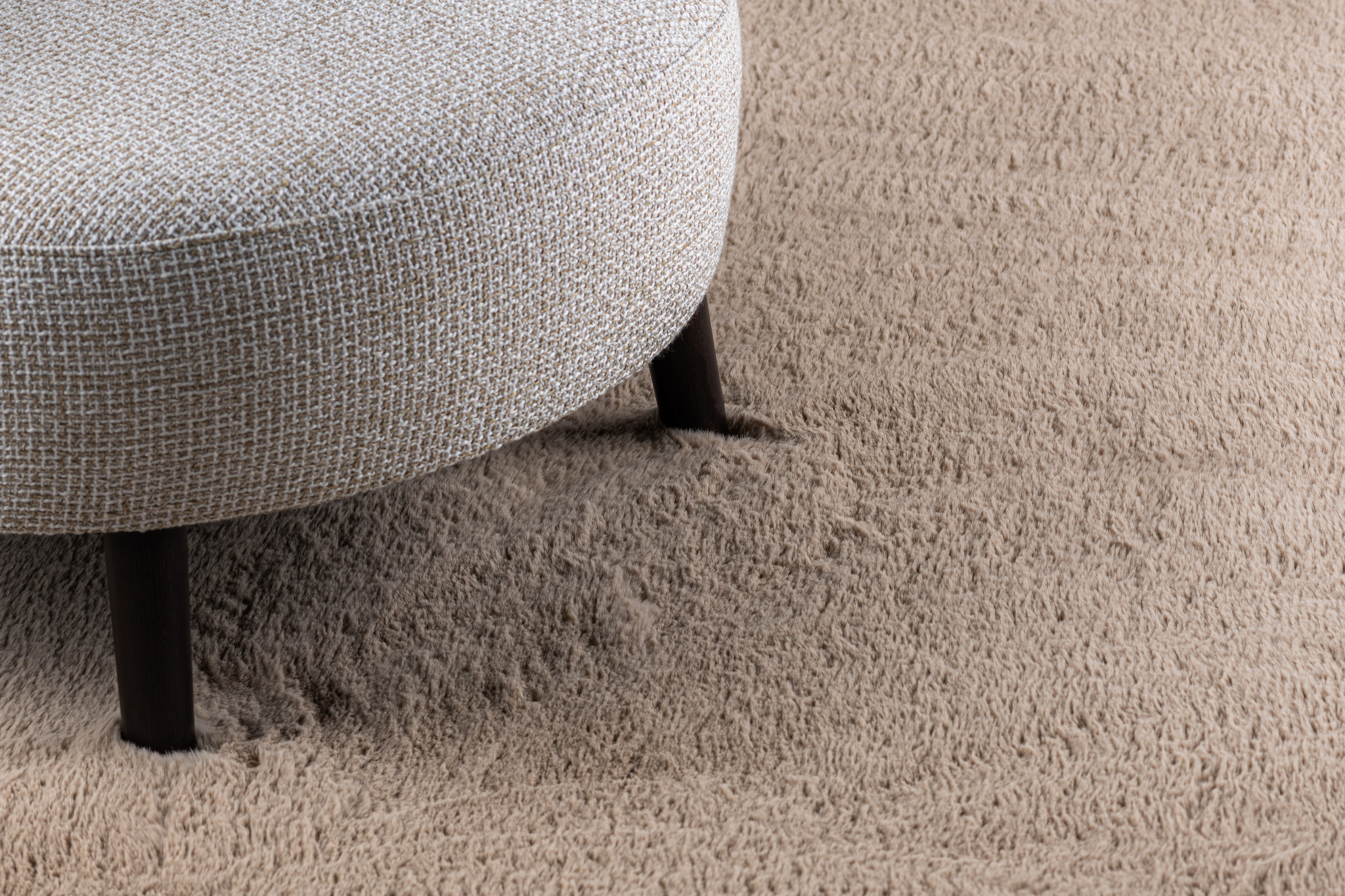 Tapis 'Cosmo' Taupe - Wilhelmina Designs