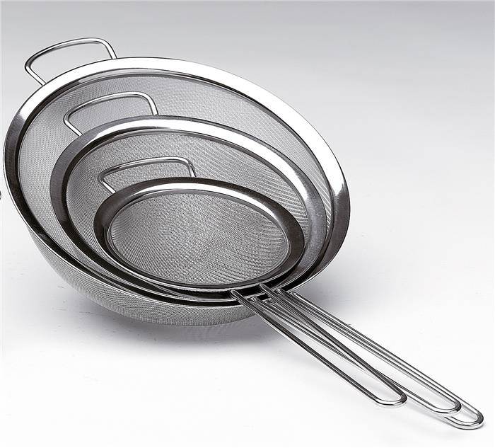 Set of 3 strainers 10cm/14cm/18cm - M&T International Hospitality ...