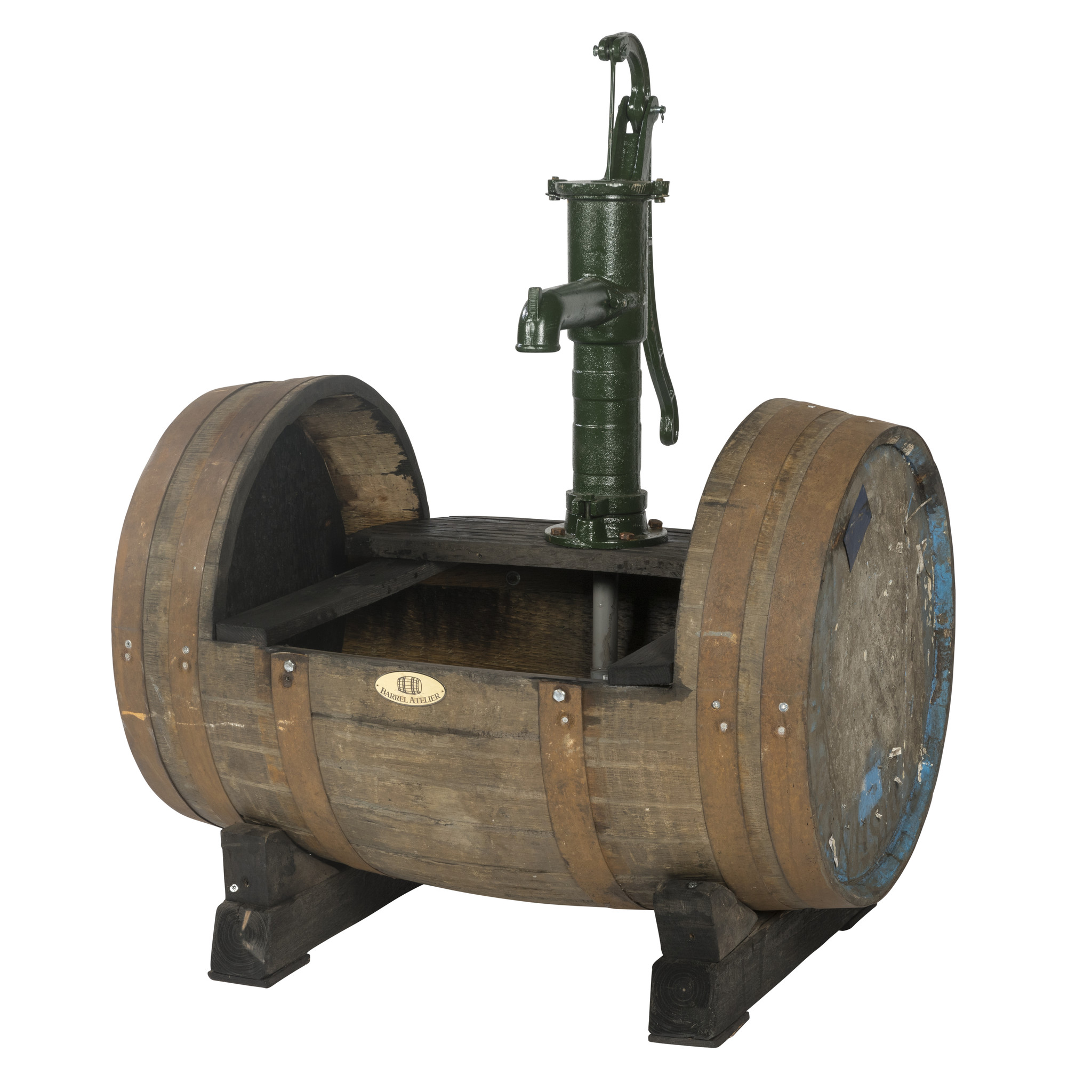 Water kuip whisky met gietijzeren hand pomp liggend - Barrel Atelier