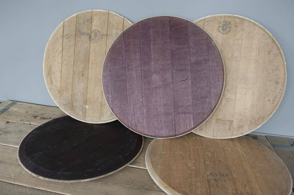 Wine barrel lid - Barrel Atelier