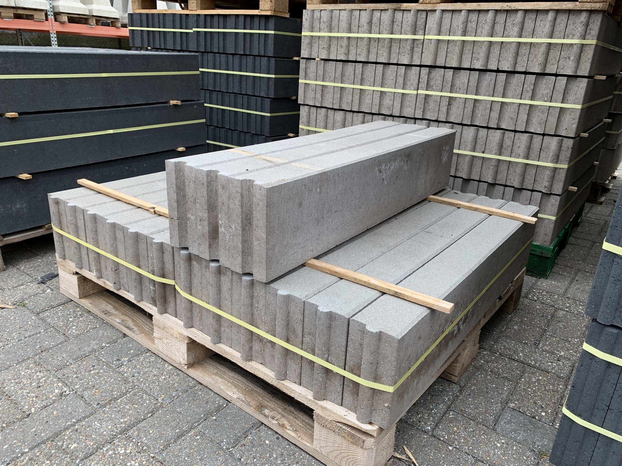 Opsluitbanden 10x20x100 Grijs Betondingen