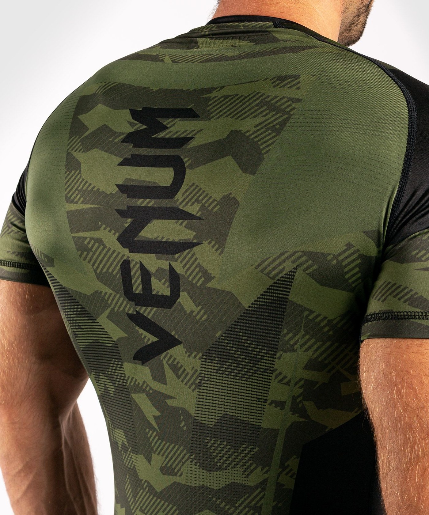 Venum Contender 5.0 Rashguards | Venum Clothing - FIGHTWEAR SHOP EUROPE