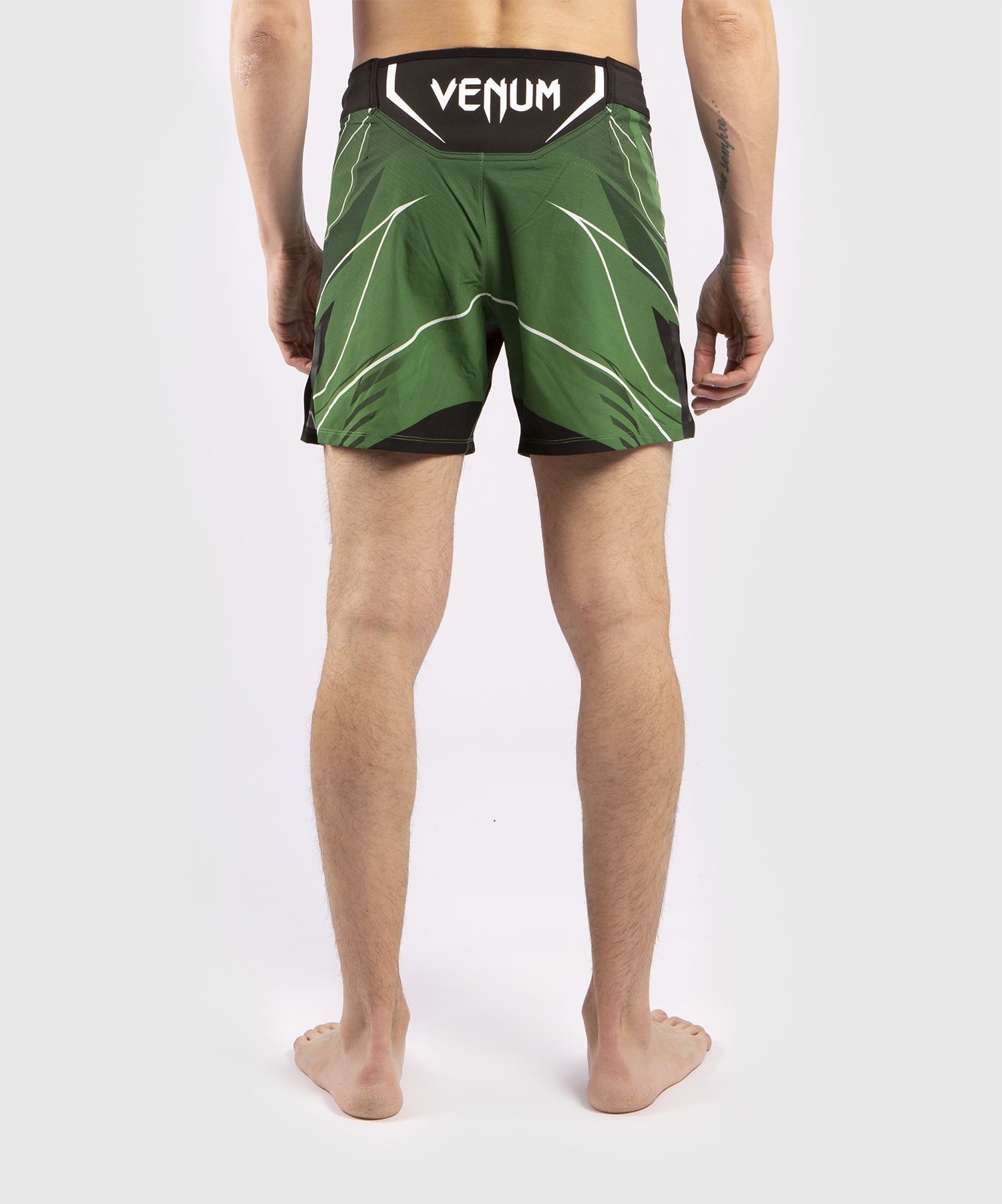 UFC x Venum Pro Line Men's Fight Shorts Green - FIGHTWEAR SHOP EUROPE