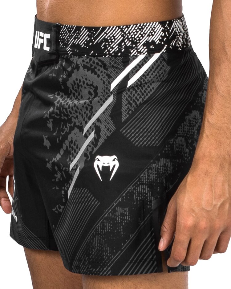 UFC x Venum ADRENALINE Fight Night Short Fit Fightshorts Black ...