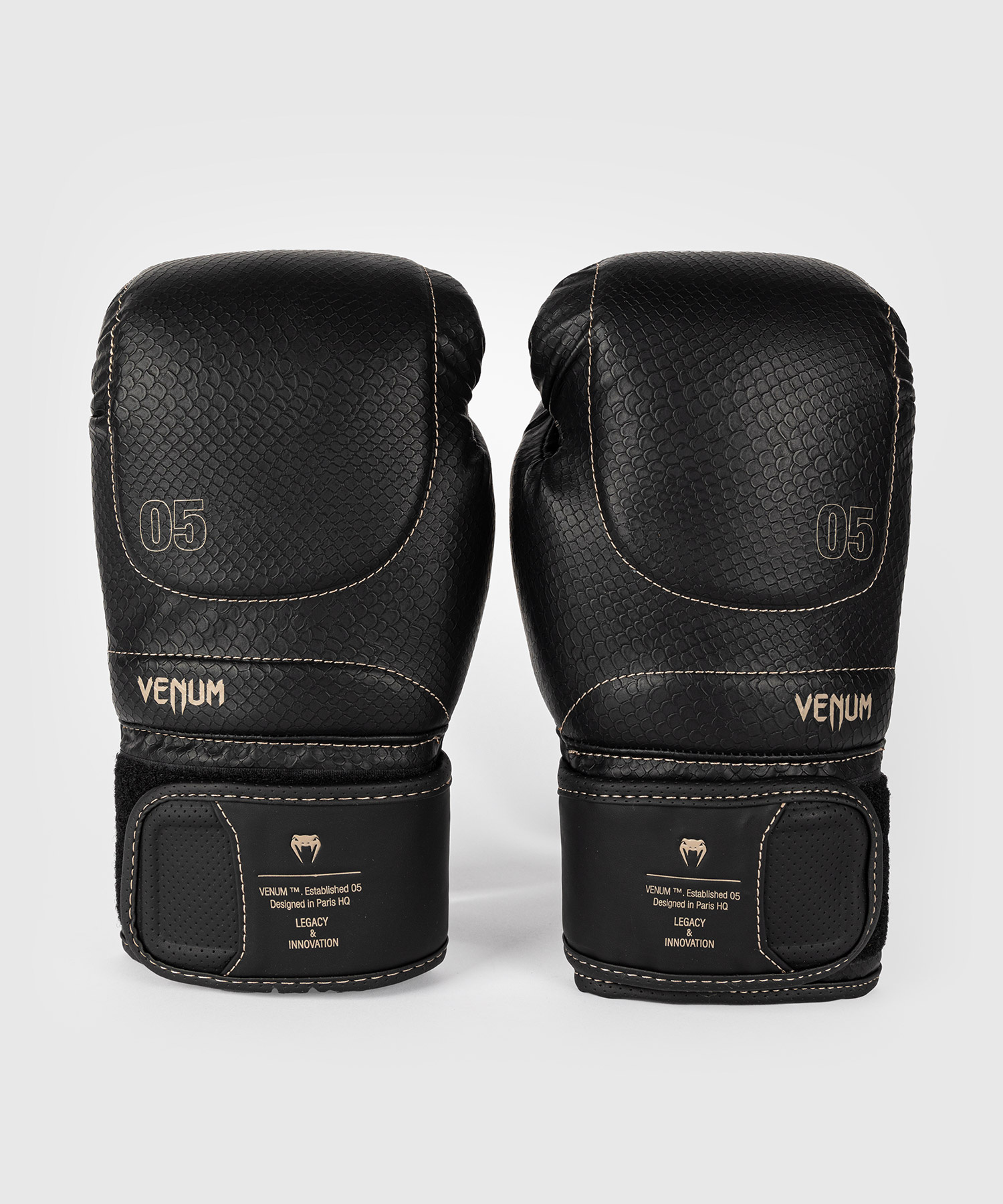 Venum Impact Evo Scales Boxing Gloves Black - FIGHTWEAR SHOP EUROPE