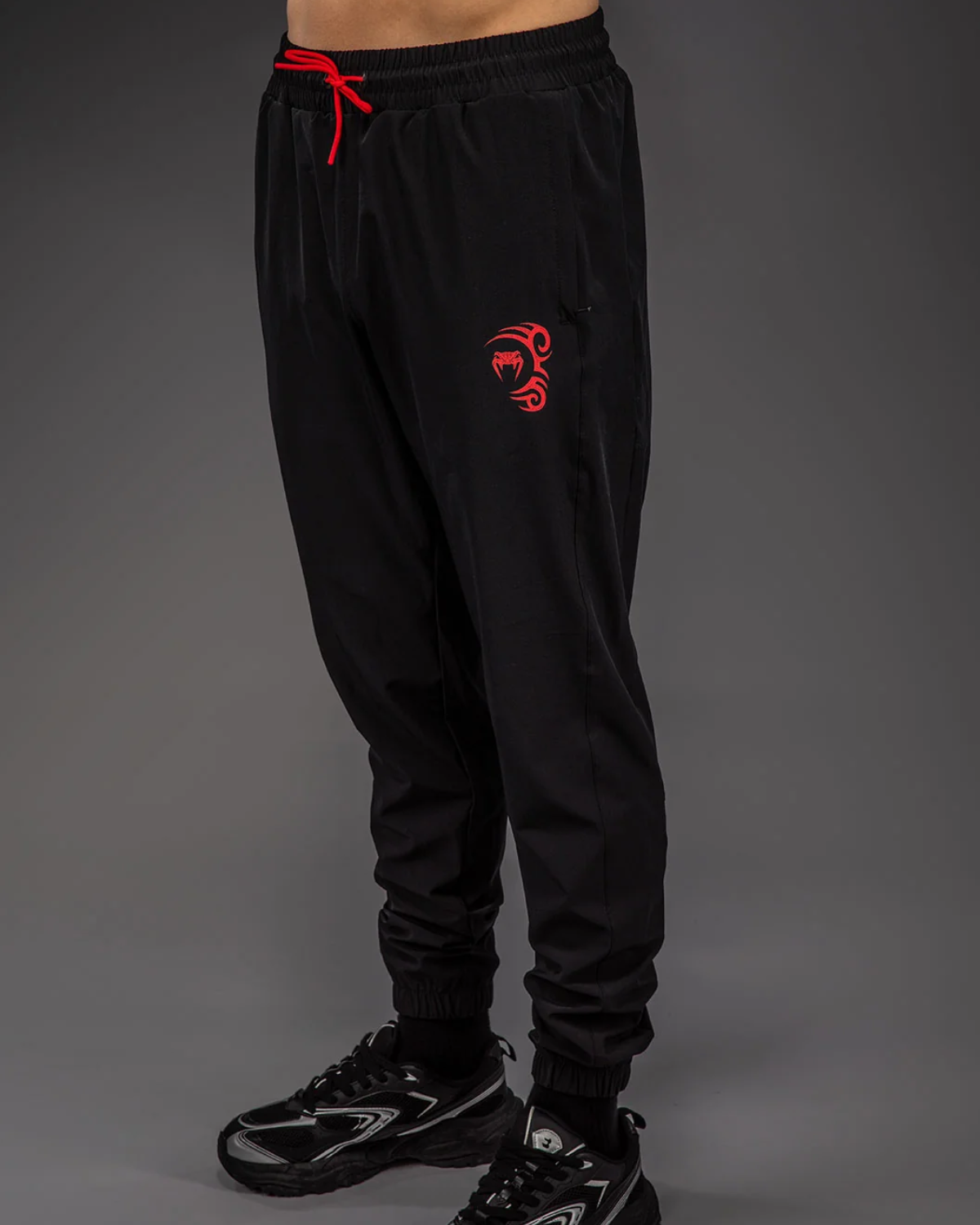 Venum x Mike Tyson Tiger Joggingbroek Diepzwart Intens Rood - Fightwear ...