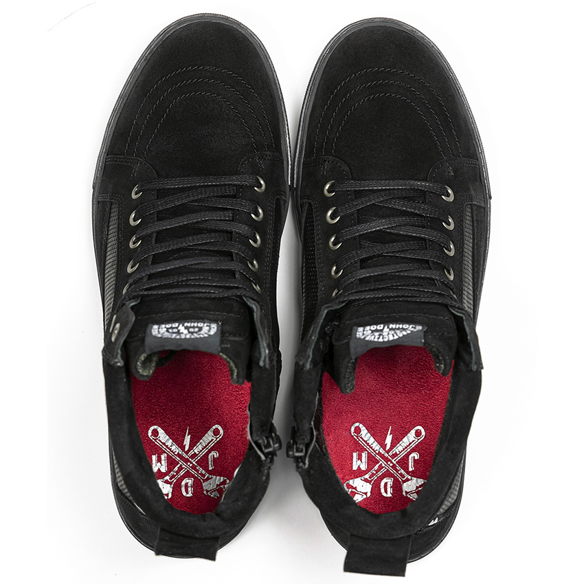 John Doe - Neo motorcycle shoes - Biker Outfit