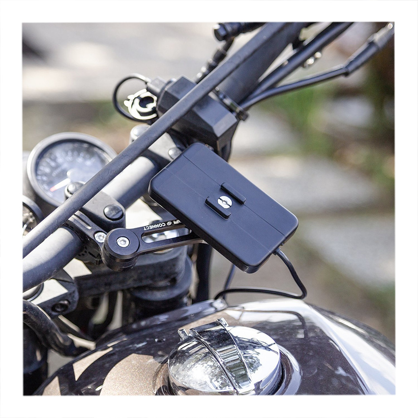 SP Connect - Wireless Charging Module - Biker Outfit