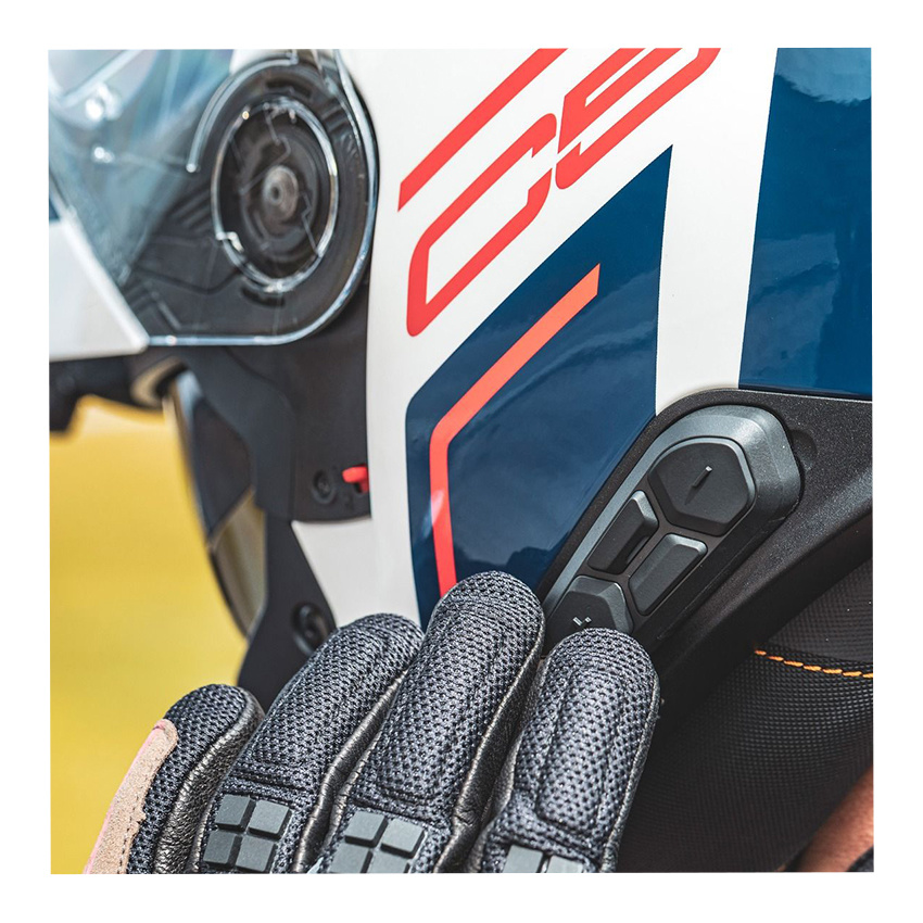 Schuberth - SC2 communication system - Biker Outfit
