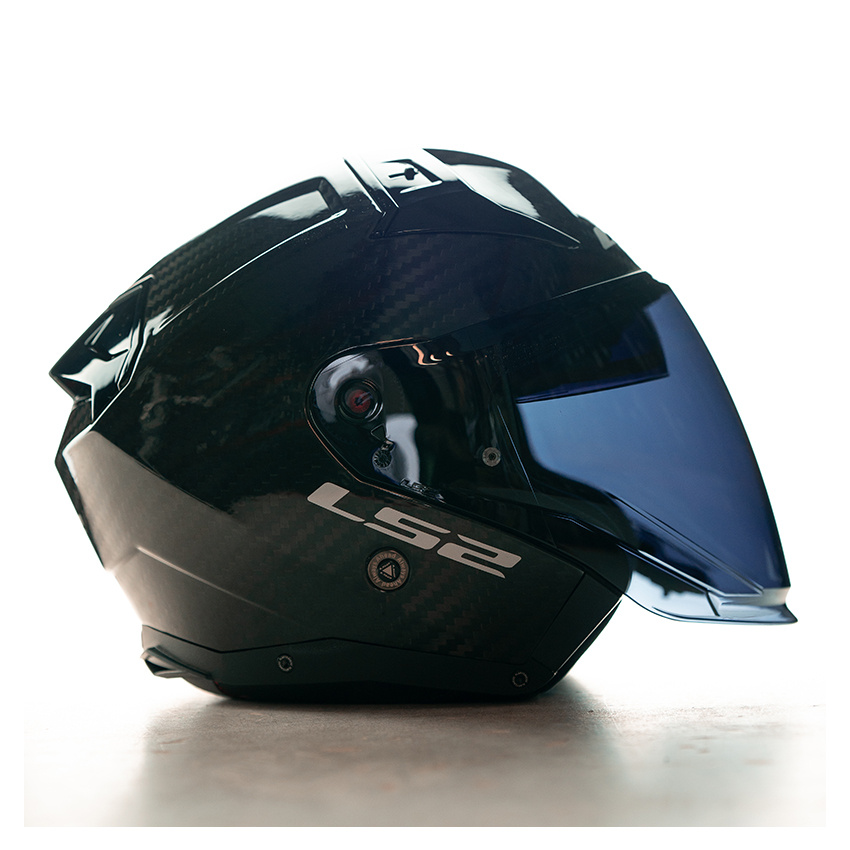 LS2 - Infinity II Carbon Gloss motorcycle helmet - Biker Outfit