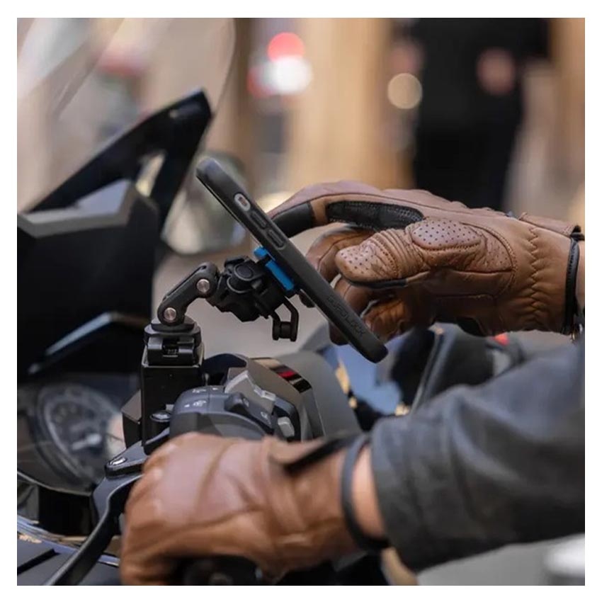 Quad Lock - Brake Reservoir Phone Mount - Biker Outfit