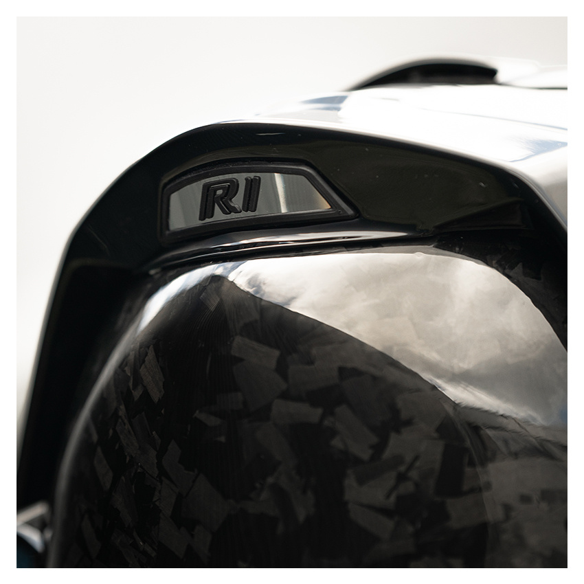 Scorpion - EXO-R1 Evo Carbon Air Onyx motorhelm - Biker Outfit