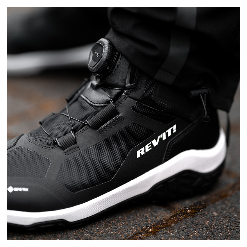 Revit - Breccia Gore-Tex motorsneakers - Biker Outfit