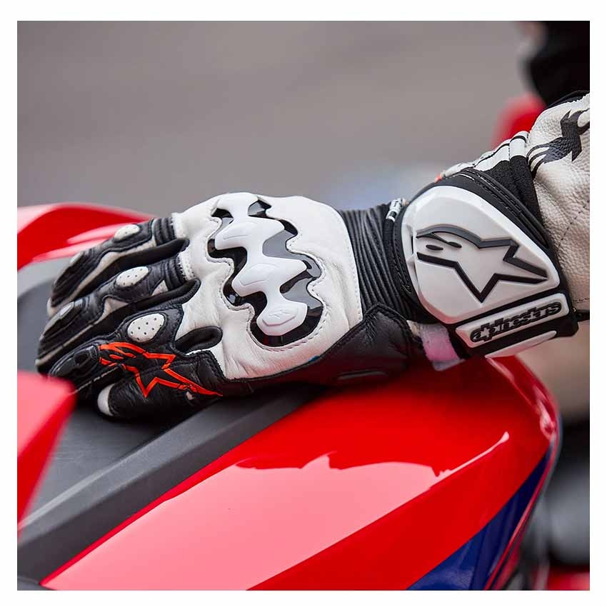 Alpinestars - GP Pro R4 motorhandschoenen - Biker Outfit