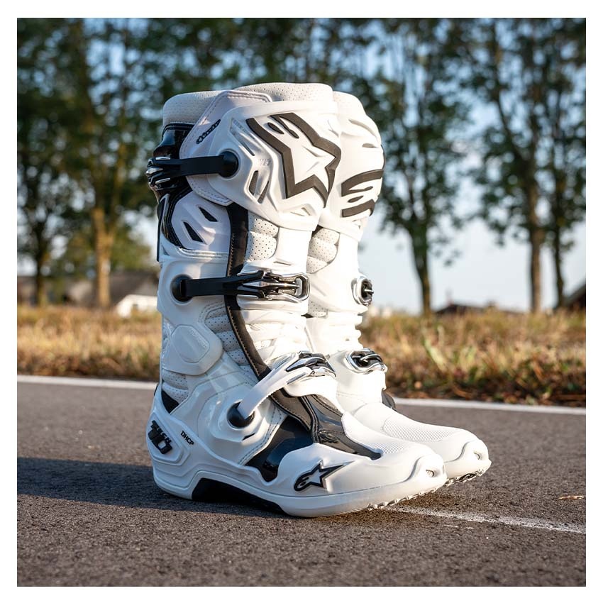 Alpinestars - Tech 10 Supervented motorcycle boots - Biker Outfit
