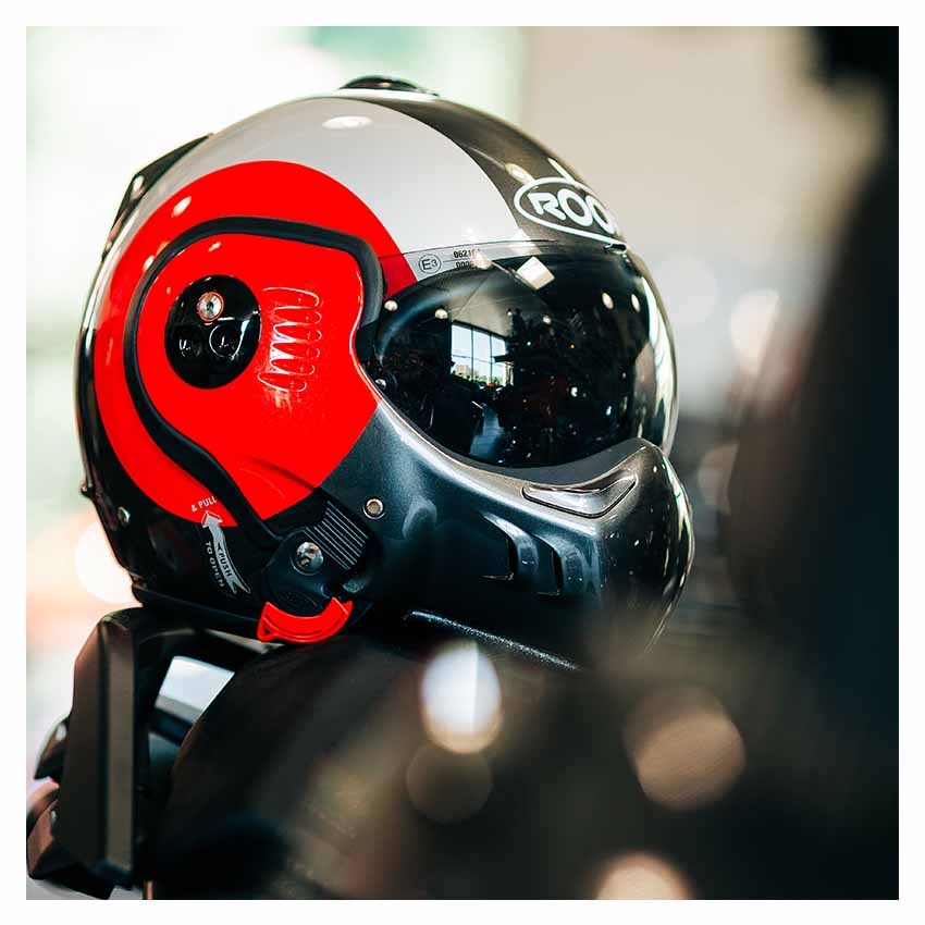 ROOF - RO5 Boxer Alpha Focus motorhelm - Biker Outfit