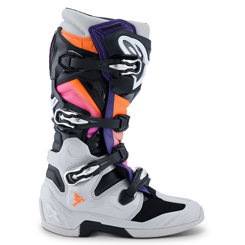 Alpinestars - Tech 7 Motorcycle Boots - Biker Outfit