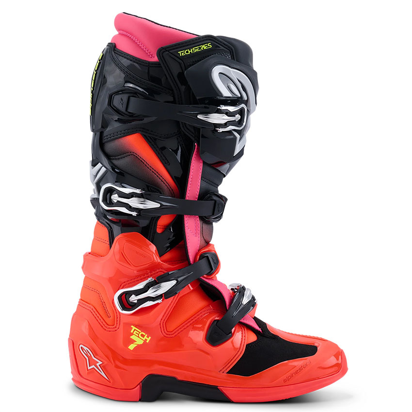 Alpinestars - Tech 7 Motorcycle Boots - Biker Outfit