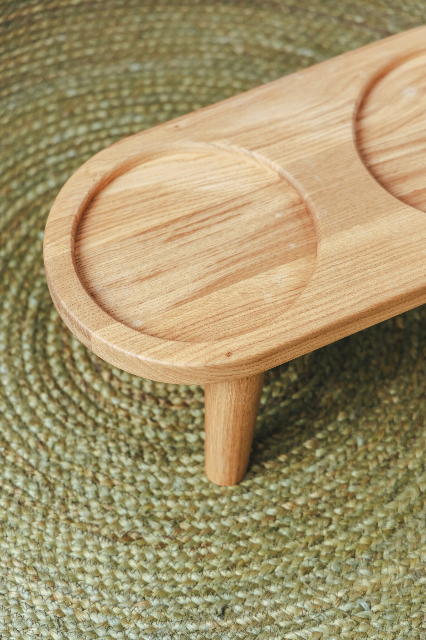 Eikenhouten Voerbakstandaard voor AVA bowls - BoeZLife