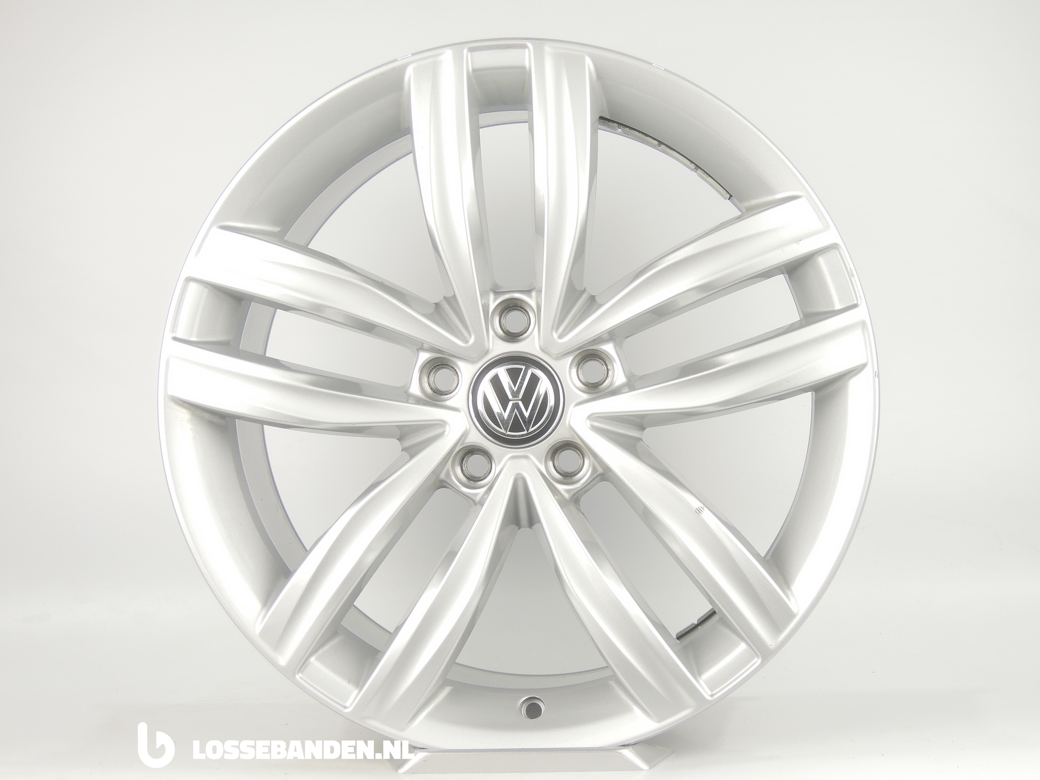 Original Volkswagen Passat 561601025N Rim - lossebanden.nl/en | Used ...