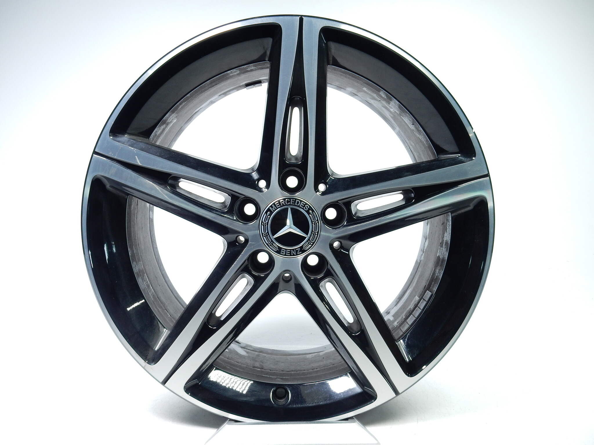 Original Mercedes A-Klasse W177 A1774010700 Rim - lossebanden.nl/en ...