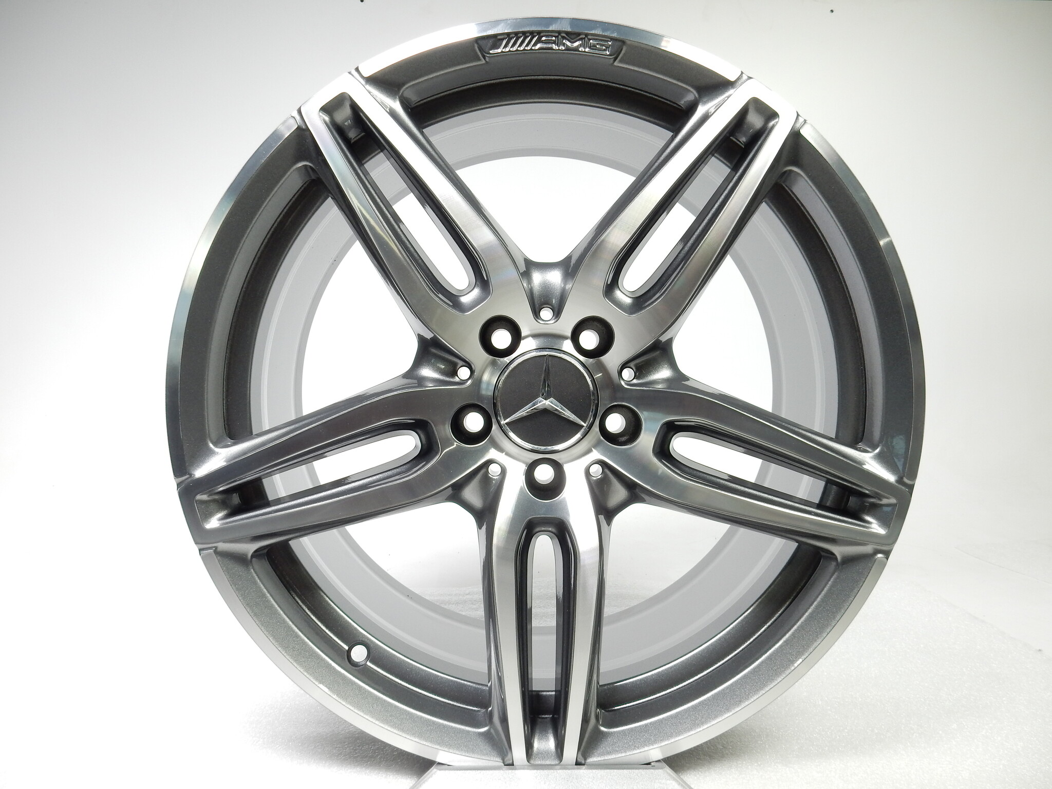 Original Mercedes E-Klasse W213 AMG A2134012100 Rim - lossebanden.nl/en ...