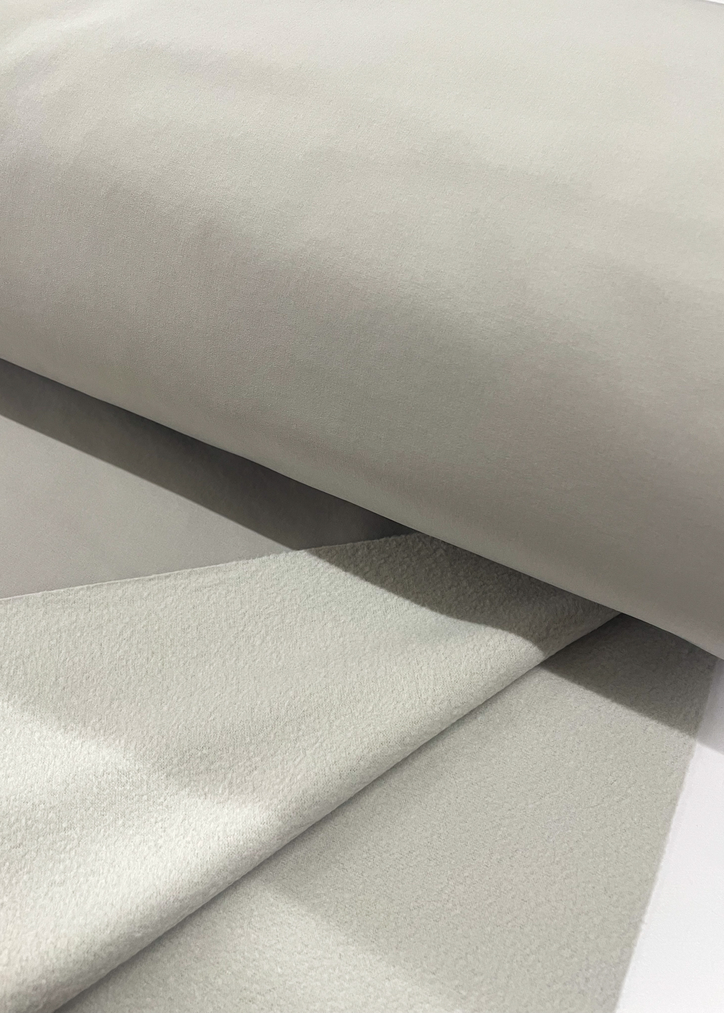 light gray soft shell - Madeline De Stoffenmadam